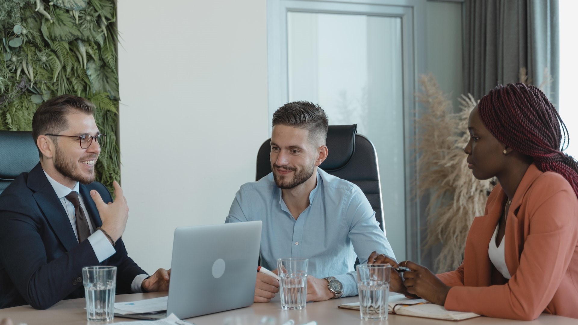 Services - LeaderWork